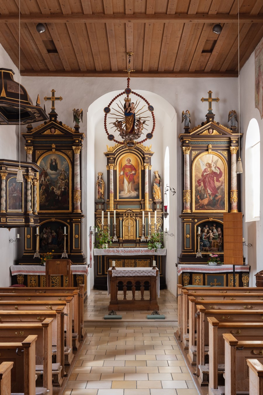 Besondere Rosenkranzmadonnen